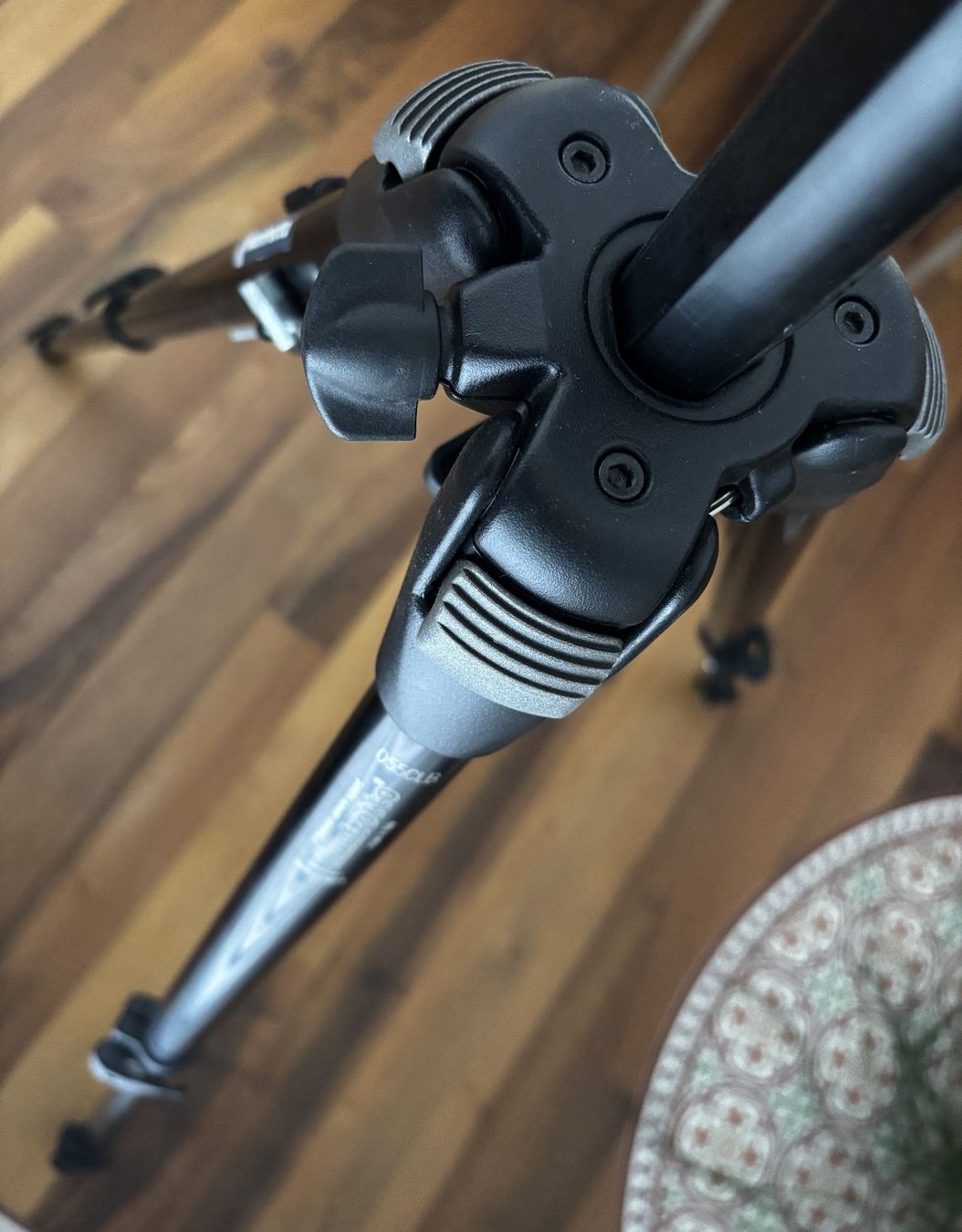 Manfrotto - Professional Foto/Video-Stativ - Top Zustand! (Neu (gemäss ...