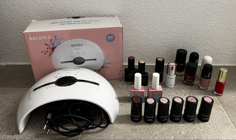 UV Nagellack Set mit Lampe & div. Farben und normalen Lack (Gebraucht ...