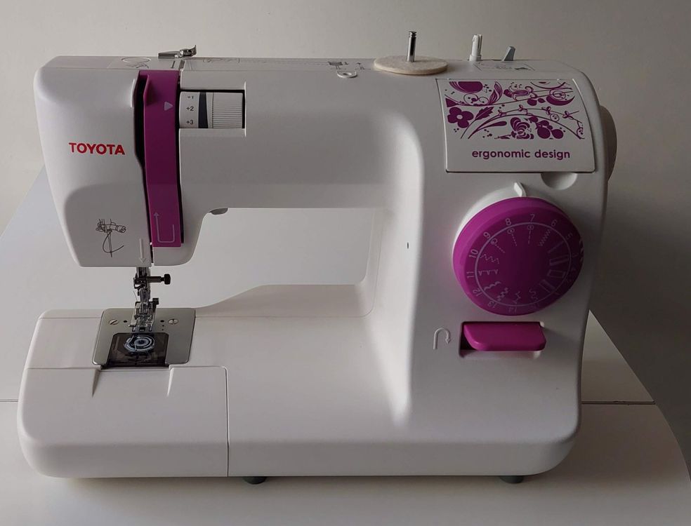 Machine à coudre bras libre TOYOTA | Kaufen auf Ricardo