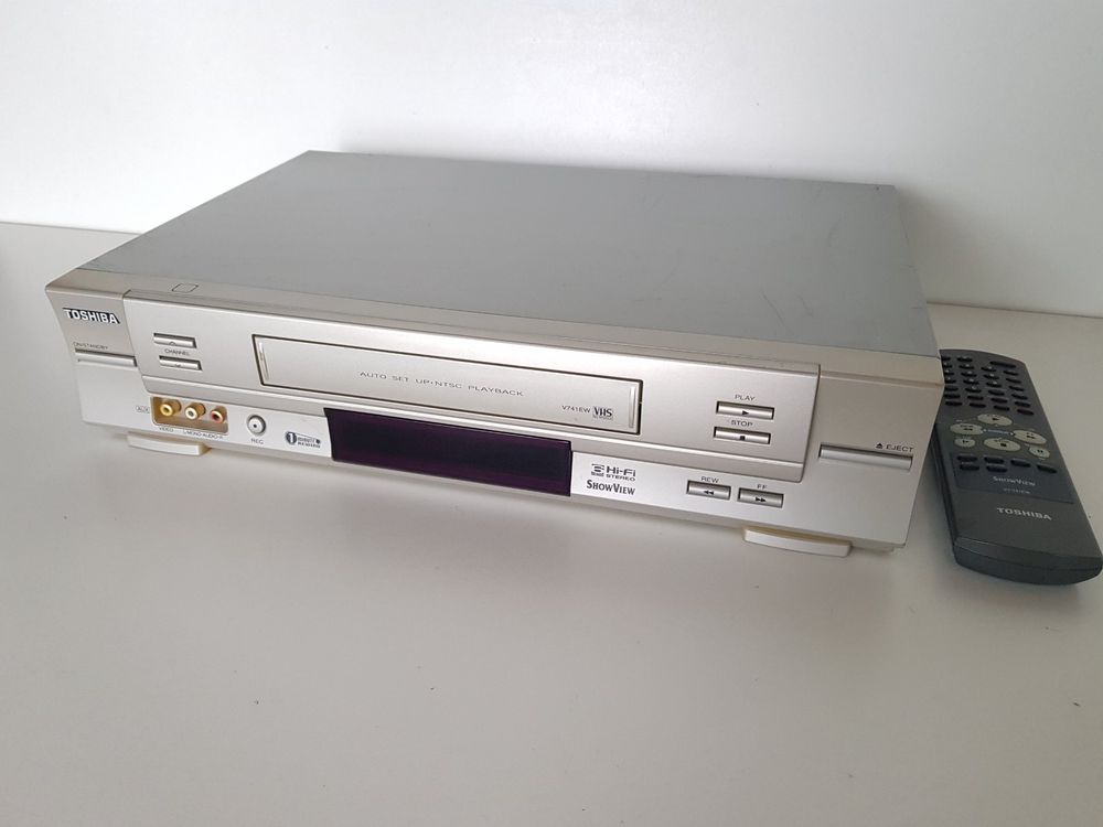 Toshiba VHS Videorecorder V741EW Hi-Fi 6 Heads (Gebraucht) in ...