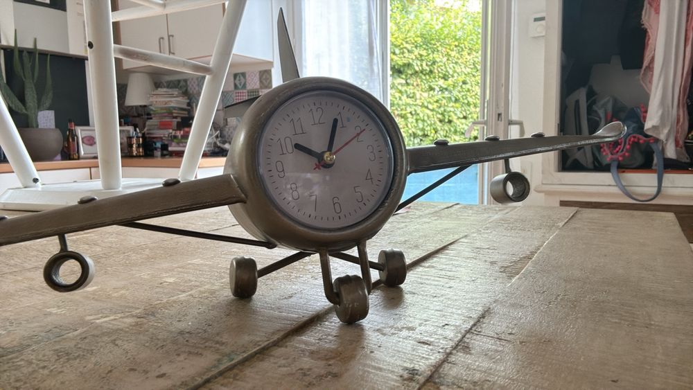 Vintage Airplane Clock - Unique Desk Decor for Aviation Fans (Gebraucht ...