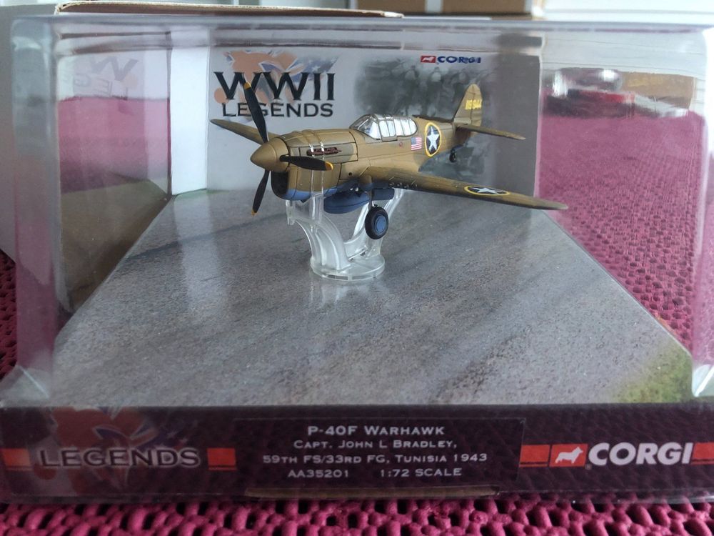 CORGI Legends of Flight, P-40F Warhawk, Diecast, 1:72 scale (Neu und ...