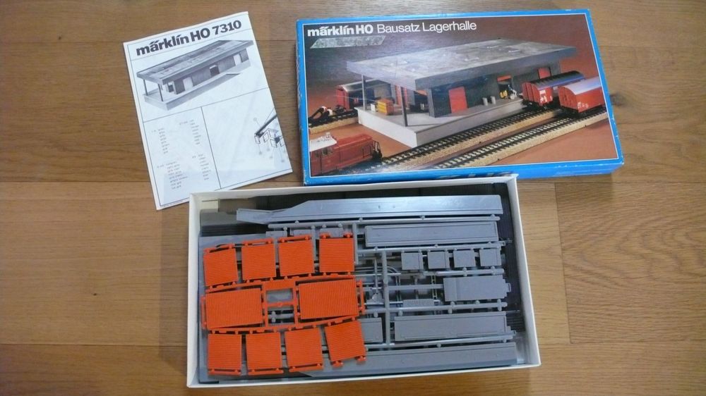 Märklin 7289 / 7310 - Lokschuppen / Lagerhalle - neuwertig (Neu (gemäss ...