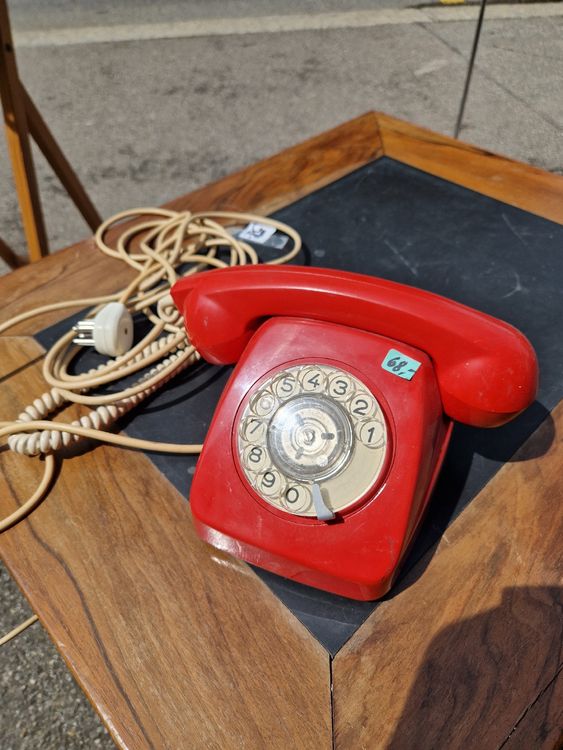 rotes Telefon alt (Gebraucht) in Mörigen für CHF 68 – mit Lieferung auf ...