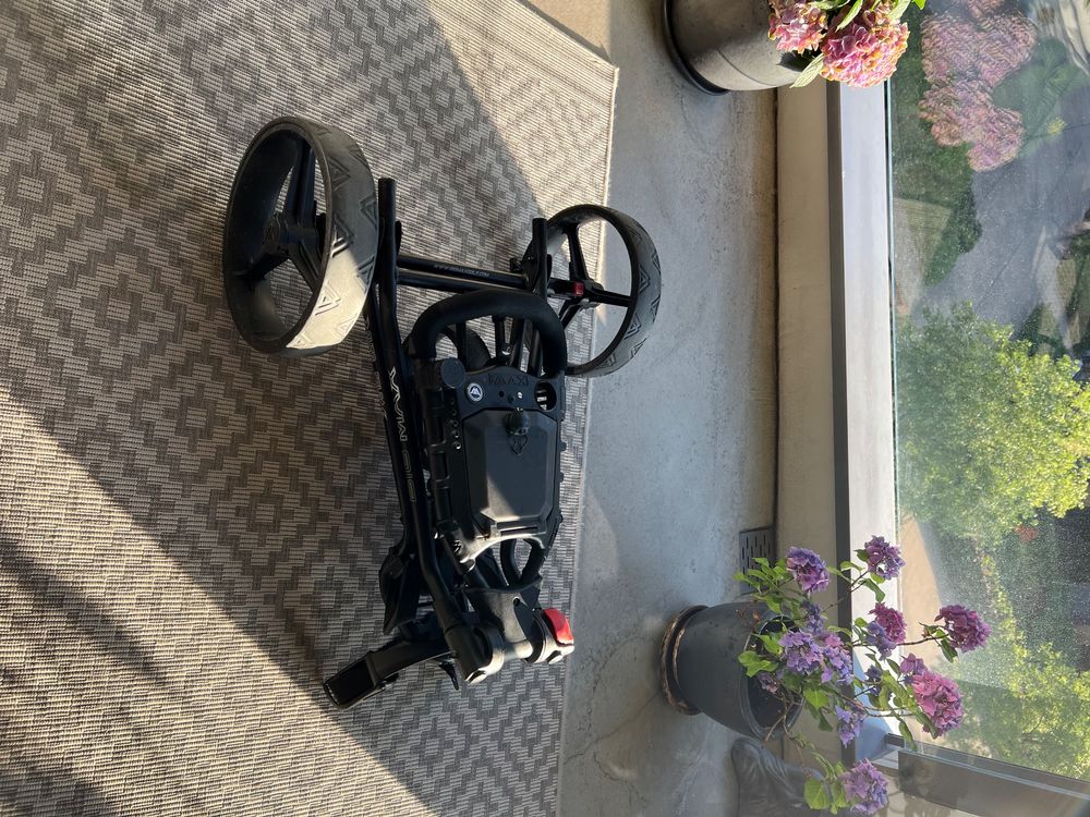 Golftrolley Big Max Auto Fold (Gebraucht) in Zürich für CHF 119 – nur ...