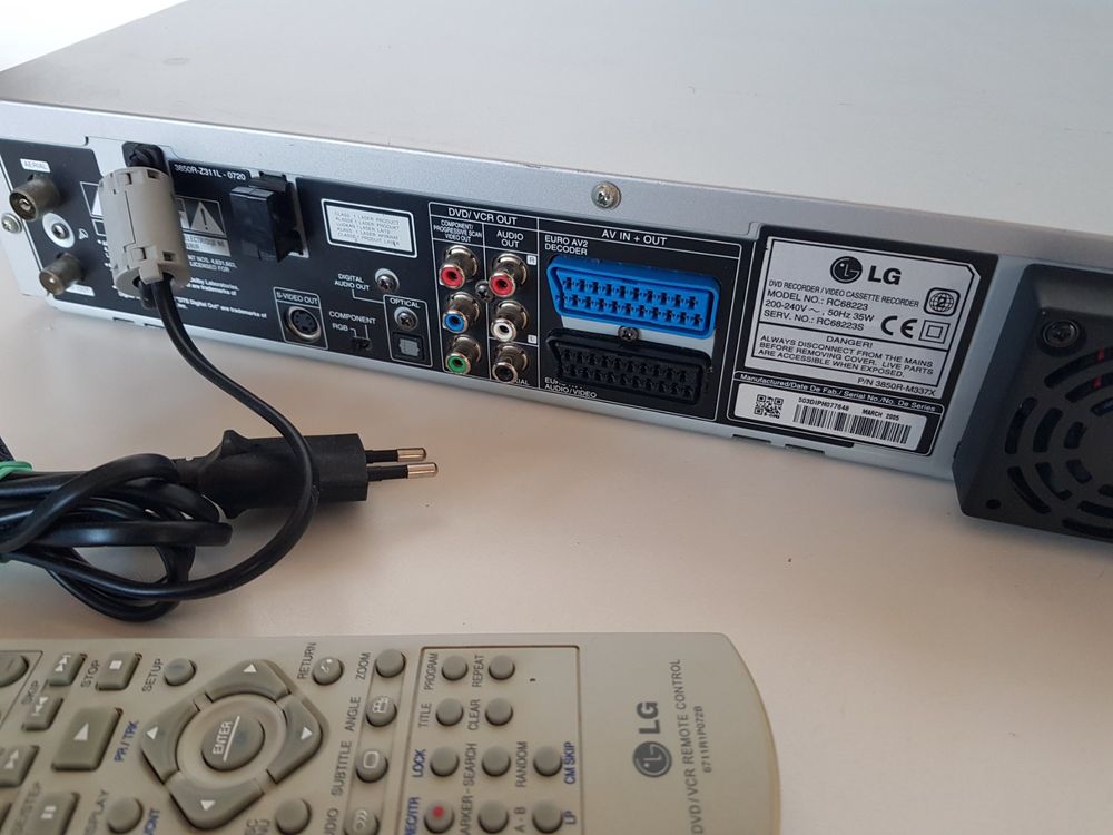 LG RC68223 VHS + DVD RW Recorder One Touch Dubbing Combi (Gebraucht) in ...