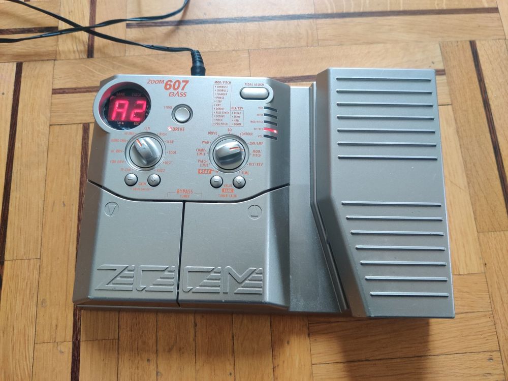 Zoom 607 Bass avec alim (D'occasion) à Echallens pour CHF 15 – avec ...
