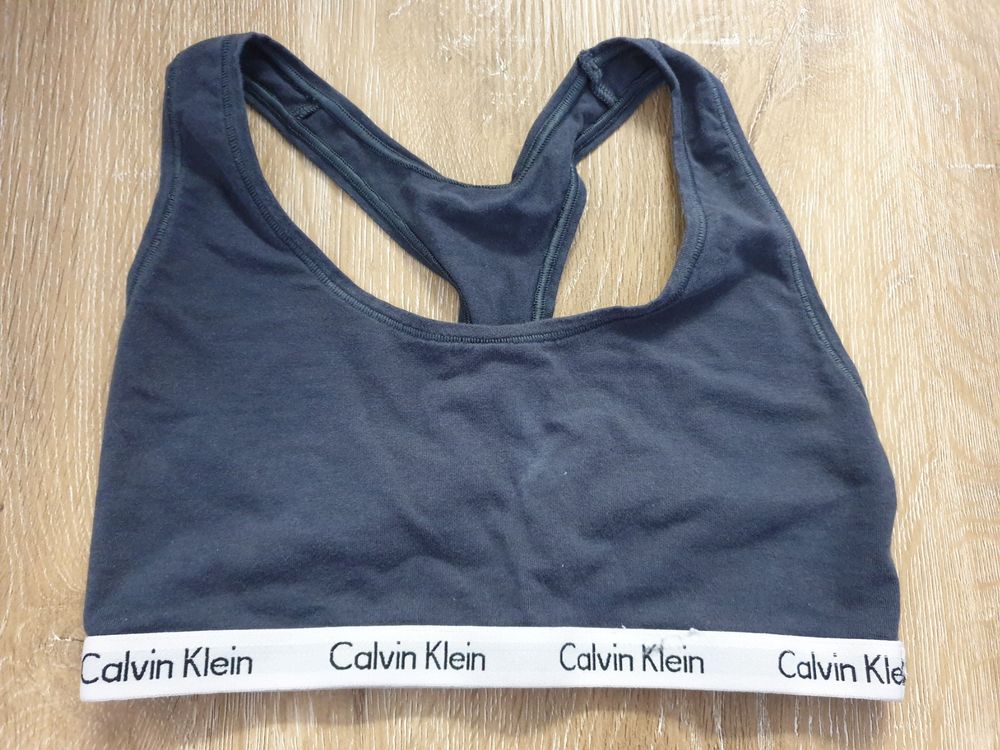 Calvin Klein (S) (Gebraucht) in Biel/Bienne für CHF 17 – mit Lieferung ...