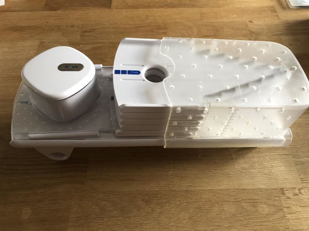 Küchen- Obst Gemüse Raspel Zyliss Gerät (Gebraucht) in Weggis für CHF ...