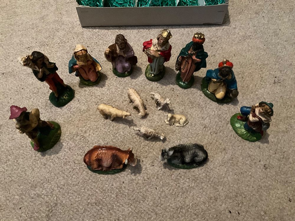 herzige Krippenfiguren (Gebraucht) in Jona für CHF 20 – mit Lieferung auf Ricardo kaufen