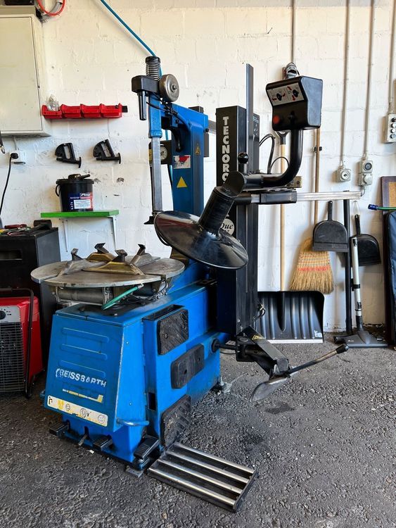 Beissbarth Reifenmontiermaschine (Gebraucht) in Volketswil für CHF 746 ...