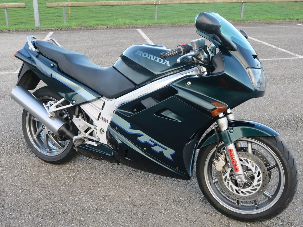 HONDA VFR 750 F RC36 | Kaufen auf Ricardo
