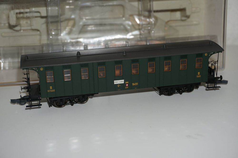 BRAWA 2179 - SBB Personenwagen C4 3. Klasse H0/DC (Gebraucht) in Matten ...