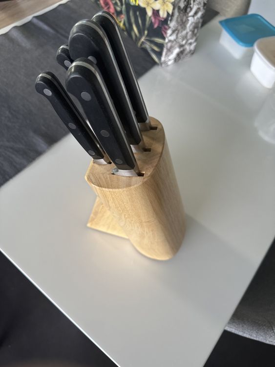 Messerblock mit 5 Messern - Perfekt für Ihre Küche | Kaufen auf Ricardo