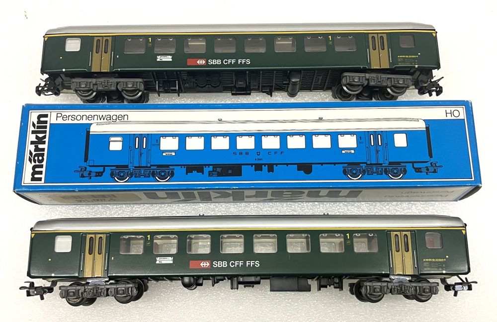 märklin 4066.5~ 2x Personenwagen SBB A 504-9 1. Kl. - Blech (Neu (gemäss Beschreibung)) in Thun ...