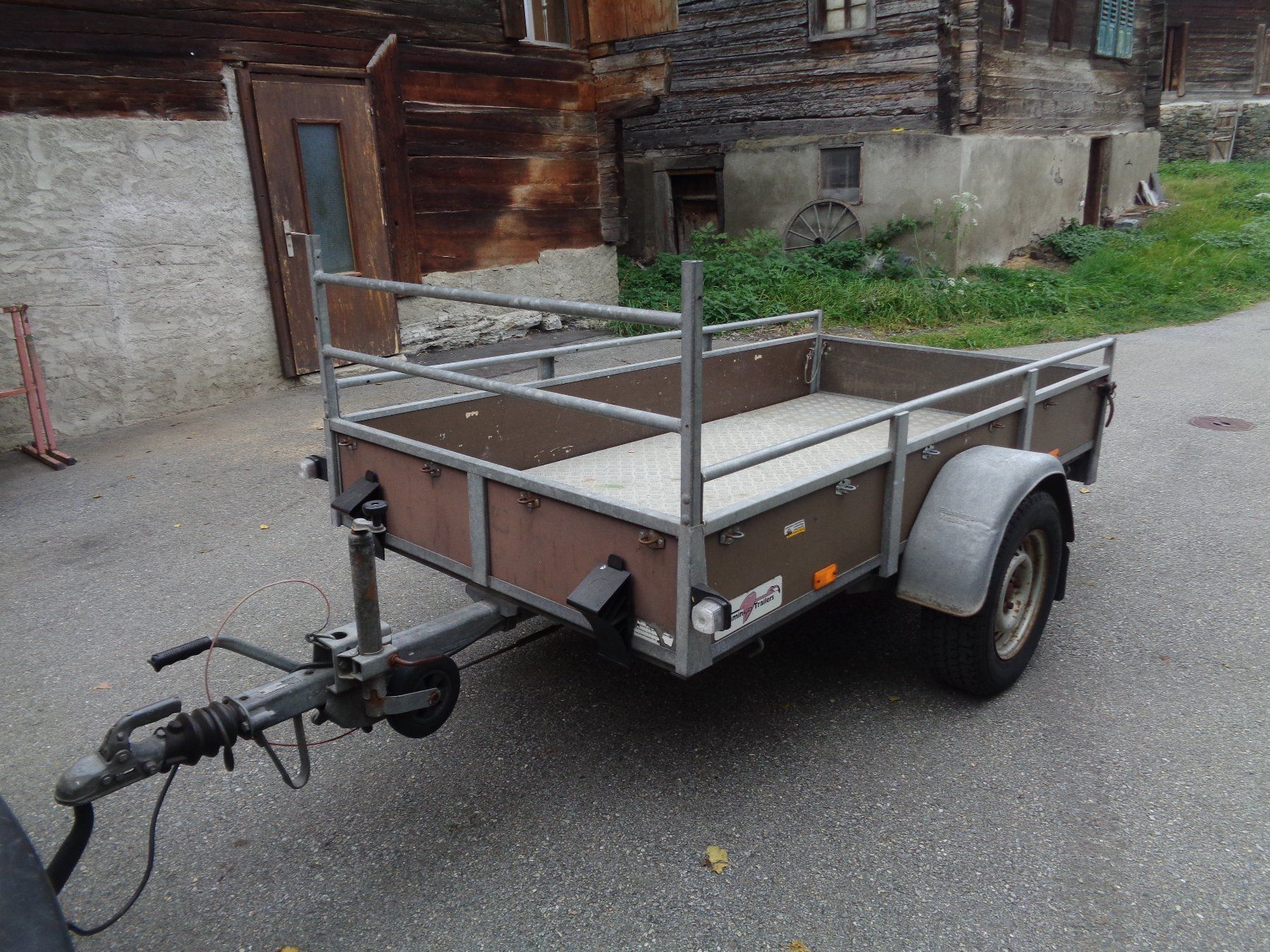Autoanhänger SARIS (neue Pneus und AK 12.25) (Gebraucht) in Termen für ...