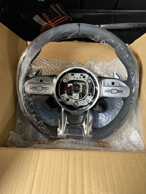 Mercedes AMG Performance Lenkrad vom CLA 45 ab 2019 (Gebraucht) in ...