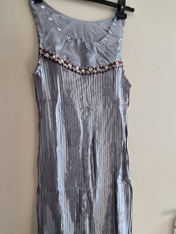 Kleid Gr. 36 neu, in 3 verschiedenen Farben (Neu und originalverpackt) in geroldswil für CHF 14 ...