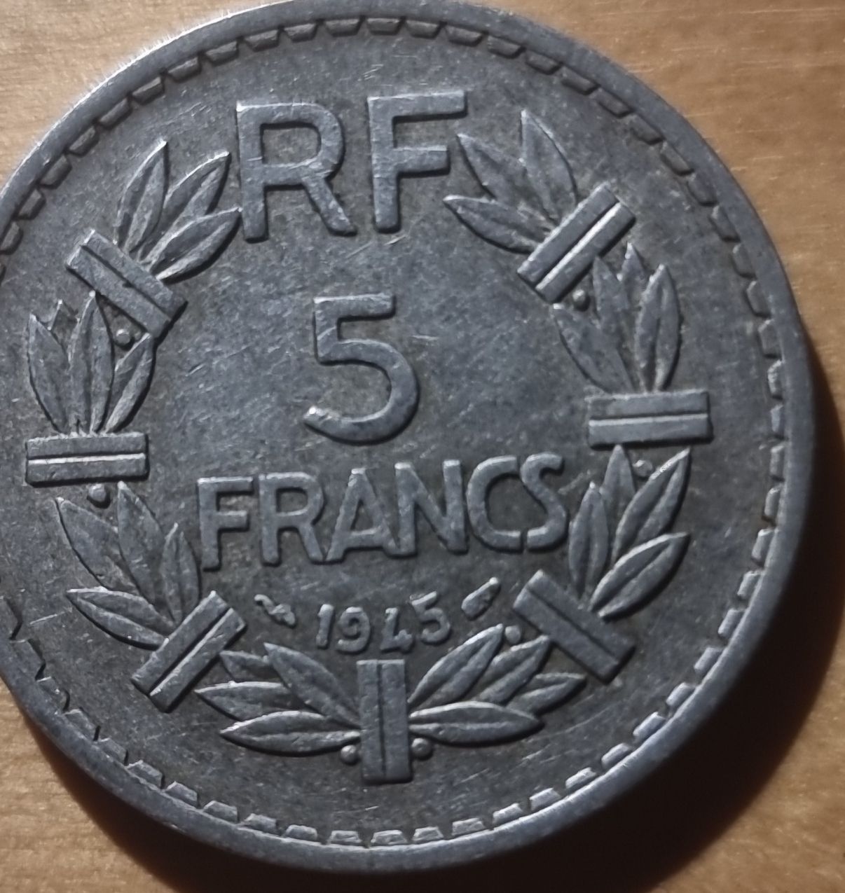 Seltene 5 FR. Frankreich Münze, Jahrgang 1945, Top Zustand (Gebraucht ...