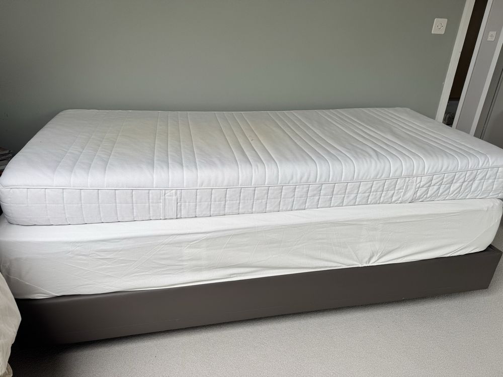 2 Matelas IKEA Matrand 90-200cms (Gebraucht) in Commugny für CHF 80 ...