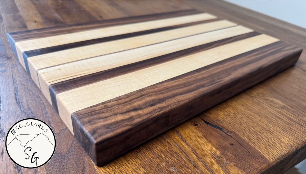 Edel Schneidebrett Swiss made (Neu (gemäss Beschreibung)) in stallikon ...