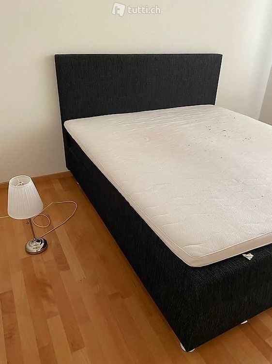 Gross Bett mit Kopfteil 180X200 (Gebraucht) in Oberrieden für CHF 1 ...