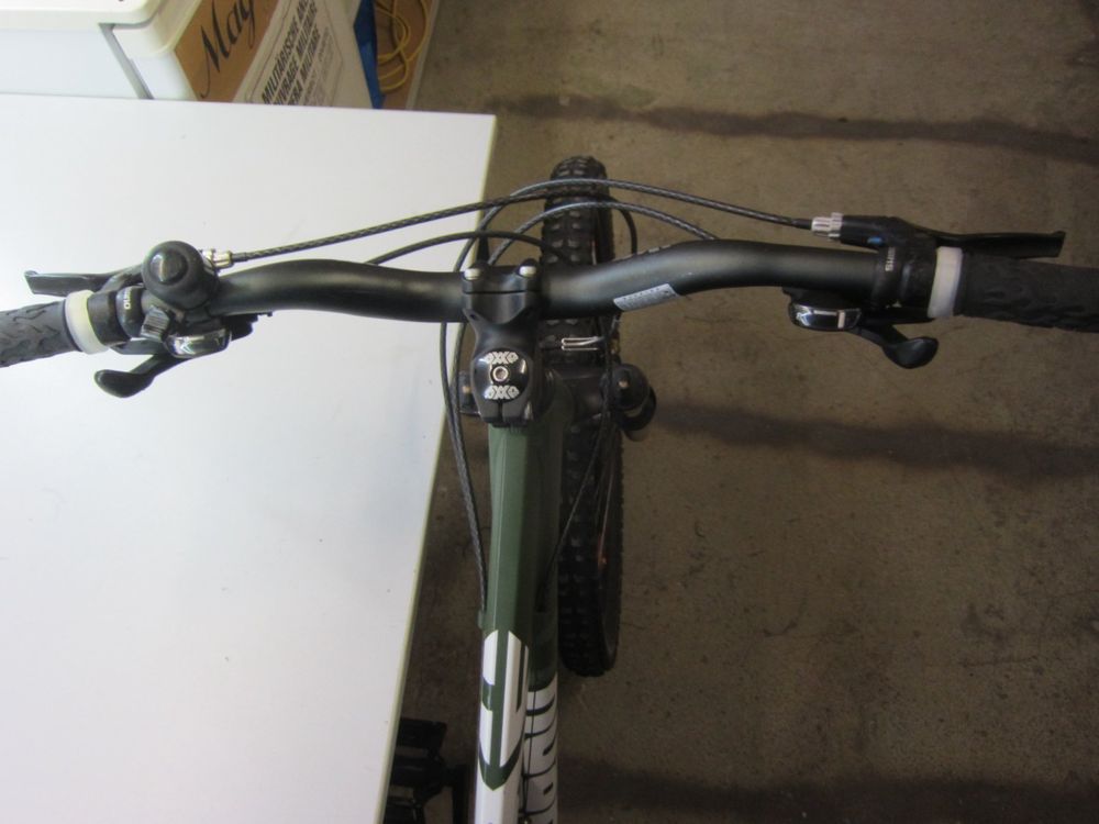 UMF Hardy 3 Dirt Bike (Gebraucht) in Kilchberg ZH für CHF 1 – nur Abholung auf Ricardo kaufen