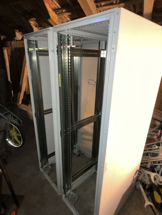 Server Rack Compaq (Gebraucht) in Langenthal für CHF 1 – nur Abholung ...