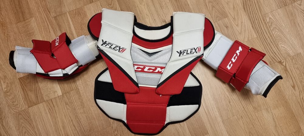 CCM YFlex II Eishockey Brustpanzer - Optimaler Schutz! (Gebraucht) in Visp für CHF 40 – mit ...