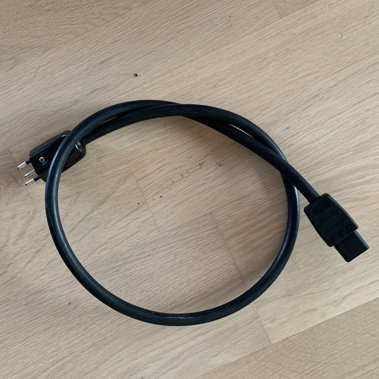 Flash Power Cable 1.0m (Gebraucht) in Winterthur für CHF 18 – mit ...