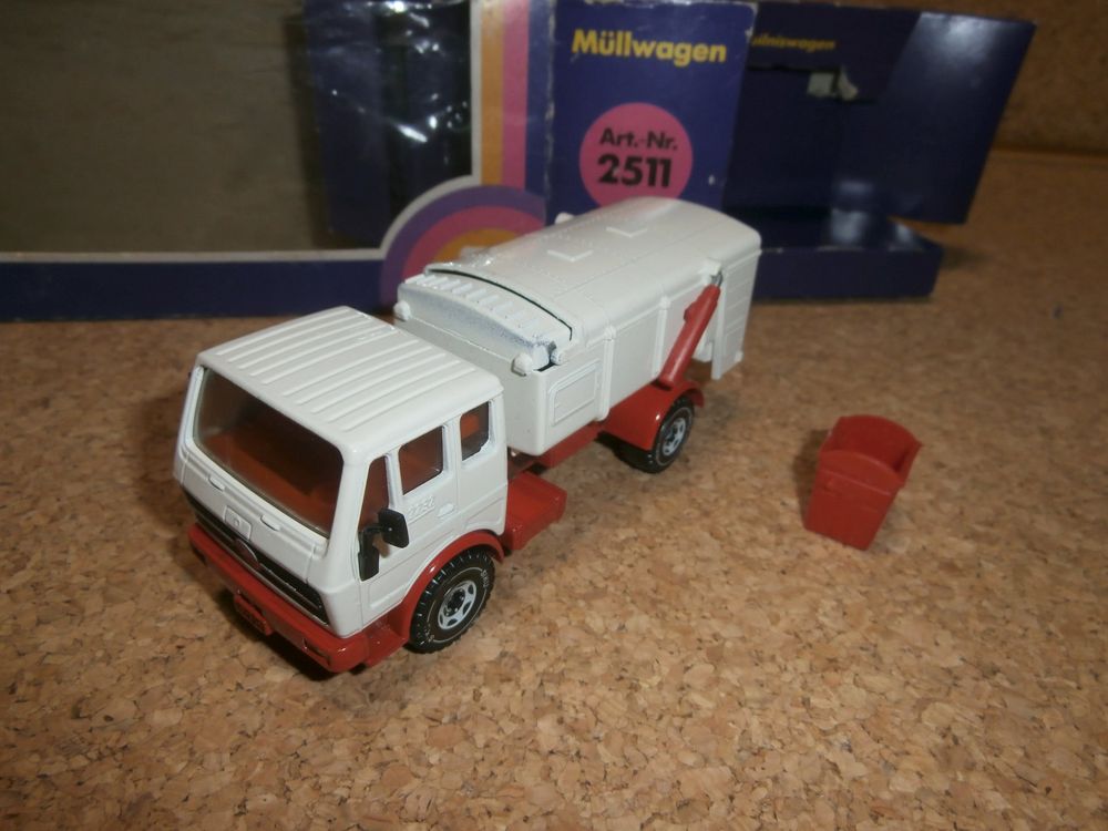 SIKU 2511 Mercedes 2232 Müllwagen | Kaufen auf Ricardo