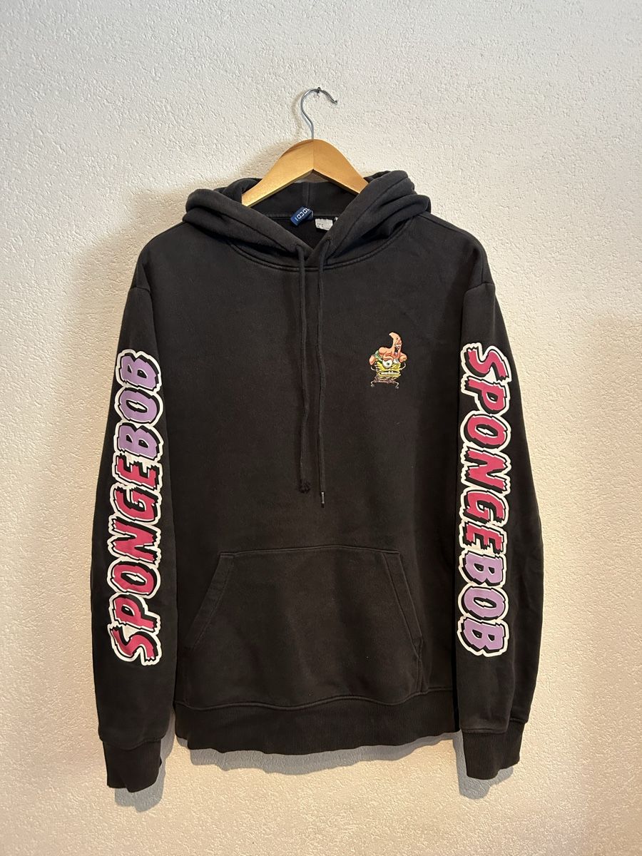 Pull à capuche bob l’éponge (D'occasion) à Fribourg pour CHF 10 ...
