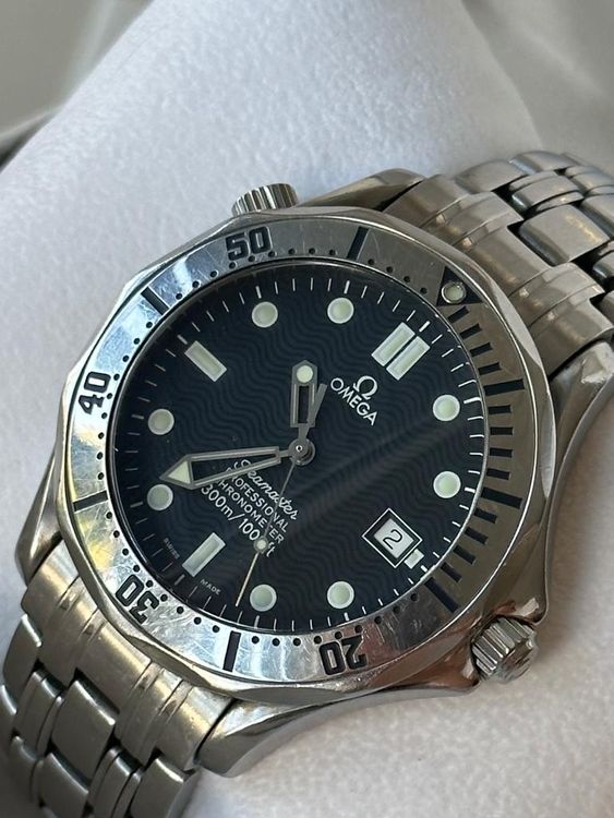 Omega Seamaster 300 Meter mit Box und Papiere läuft (Gebraucht) in ...