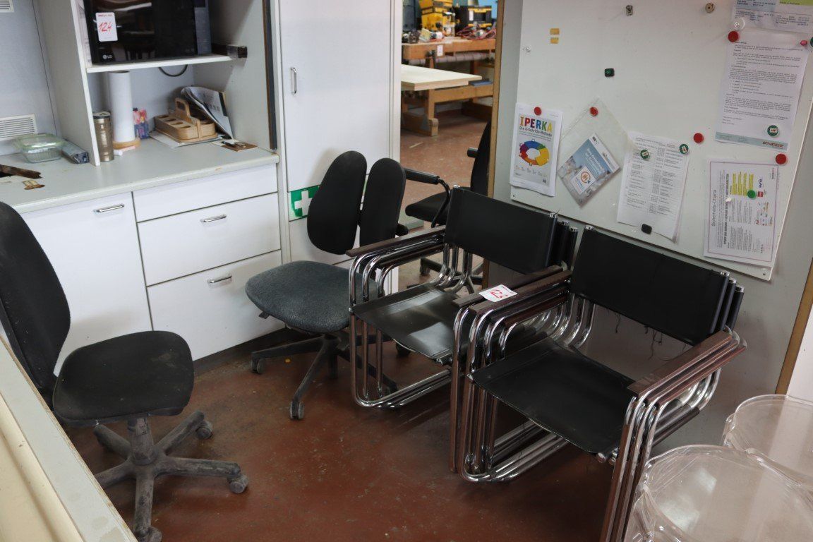 6 Stühle (Lot 123) Standort 5443 Niederrohrdorf (Gebraucht) in Bäriswil ...