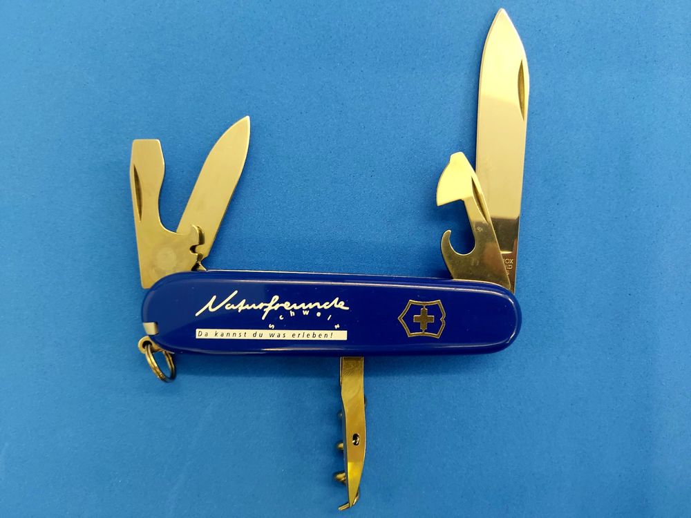 Victorinox Sackmesser in blau, 9cm lang, mit Gravur (Gebraucht) in ...