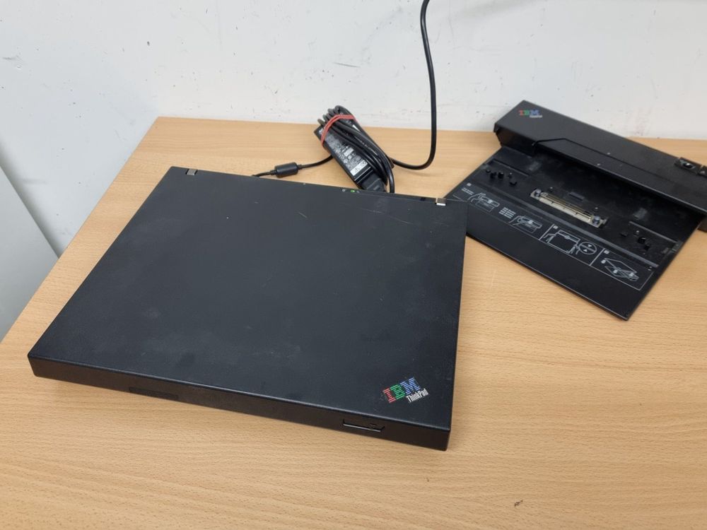 IBM Thinkpad R51 inkl. Docking ab 1.- | Kaufen auf Ricardo