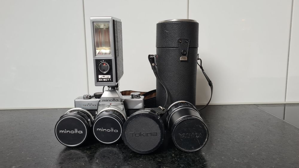 Minolta SRT 101 mit 5 Objektiven und 1 Blitz (Gebraucht) in Frauenfeld für CHF 190 – mit ...