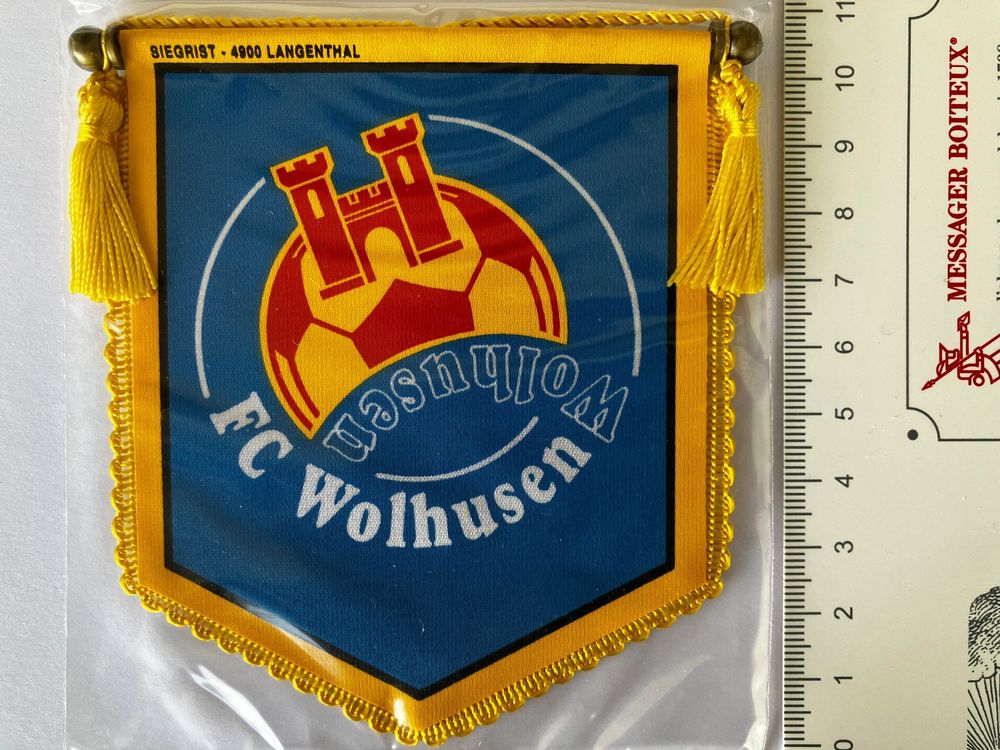 Vintage Fanion/Wimpel FC WOLHUSEN (Neu und originalverpackt) in Gland für CHF 11 – mit Lieferung ...