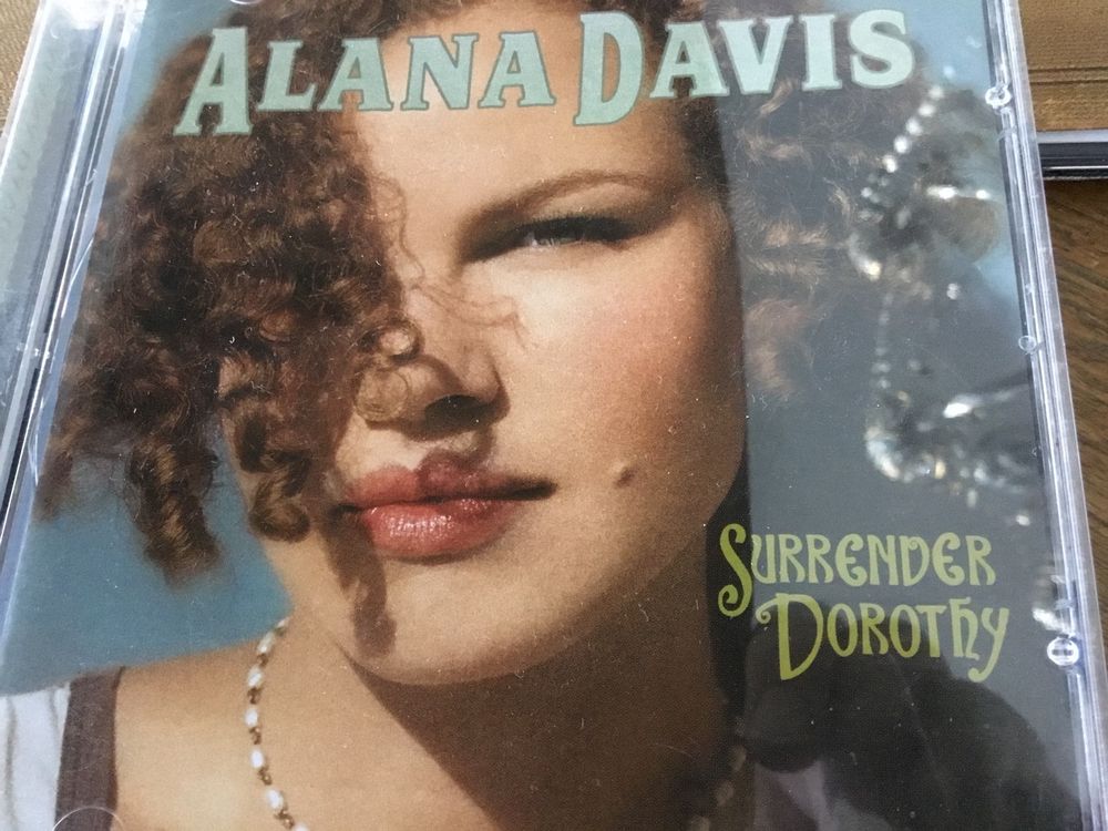 Alana Davis (Gebraucht) in Thierachern für CHF 1 – mit Lieferung auf ...