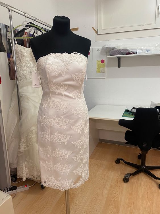 Hochzeitskleid Gr. S (Neu und originalverpackt) in Reinach BL für CHF 20 – mit Lieferung auf ...