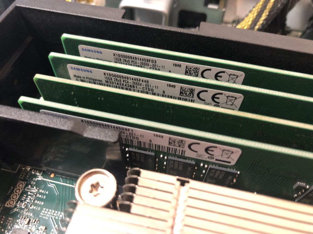 HP DL20 Gen10 Server, 64GB RAM, Smart Array, HPE 640SFP28 (Gebraucht ...