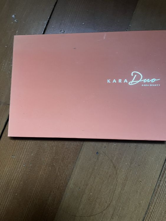 Kara Duo Sweetest Treat Shadow and Glitter palette (Neu (gemäss ...