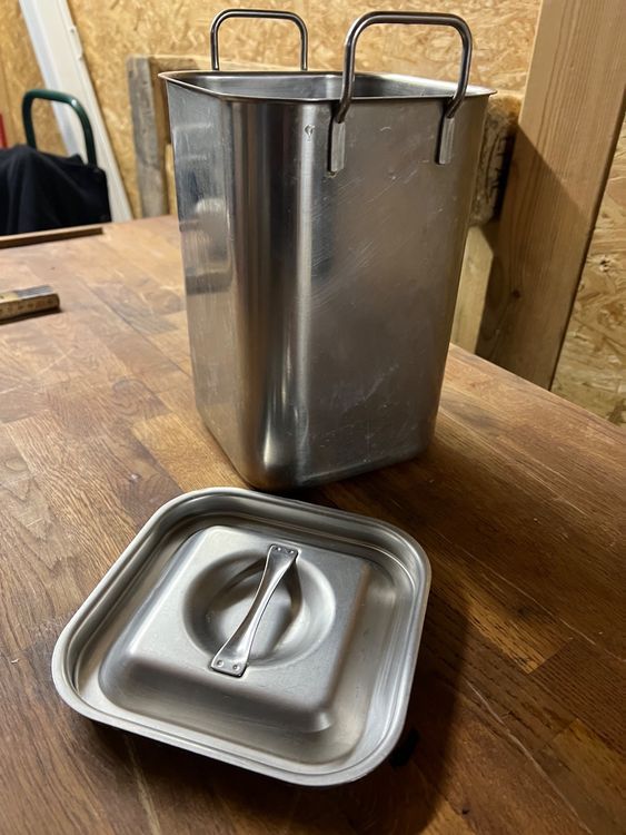 Saucen Bain Marie GN 16.5 x 16.5 cm, 24 cm mit Deckel (Gebraucht) in ...