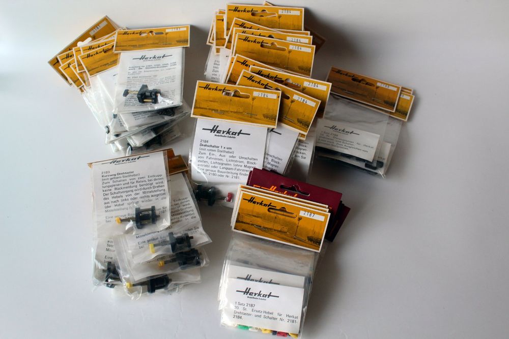 HERKAT - 38 Stück Drehtaster / Schalthebel und Zubehör | Kaufen auf Ricardo