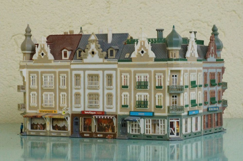 Ecküberbauung Faller mit 5 Häusern | Kaufen auf Ricardo