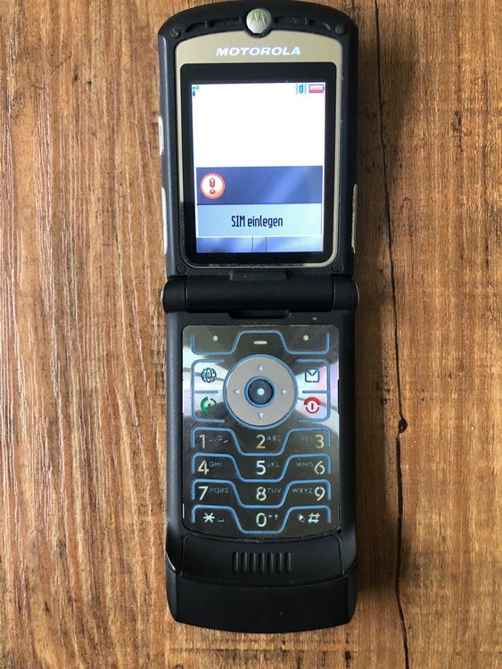 Motorola Black RAZR V3 | Kaufen auf Ricardo