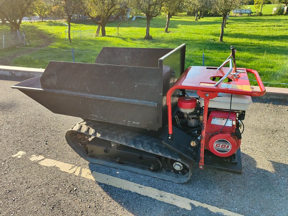 Raupen Dumper 750kg mit Honda Motor (Gebraucht) in Ermensee für CHF 2400 – nur Abholung auf ...