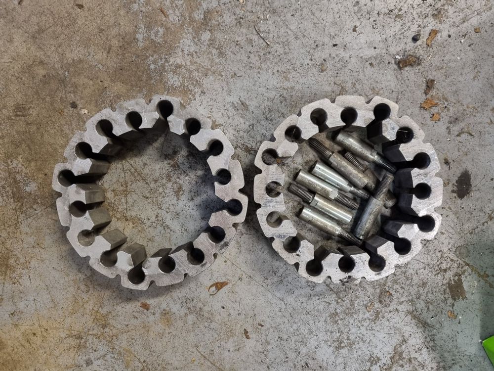 Spurverbreiterung vorne 2x45mm,4x144 Arctic Cat DVX, Suzuki, (Gebraucht ...