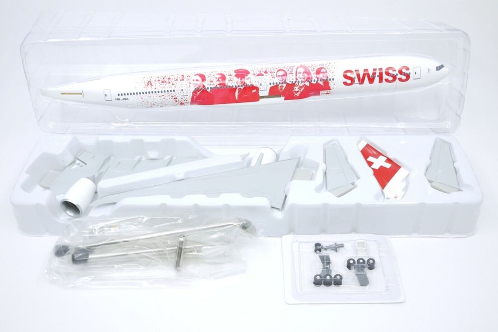 SWISS Boeing 777-300ER „Faces of SWISS” Model 1:200 - NEU (Neu und ...