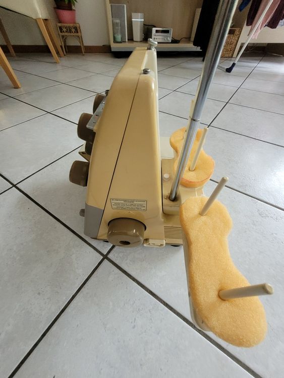 Surjeteuse Bernette 234 (Gebraucht) in La Chaux-de-Fonds für CHF 90 ...